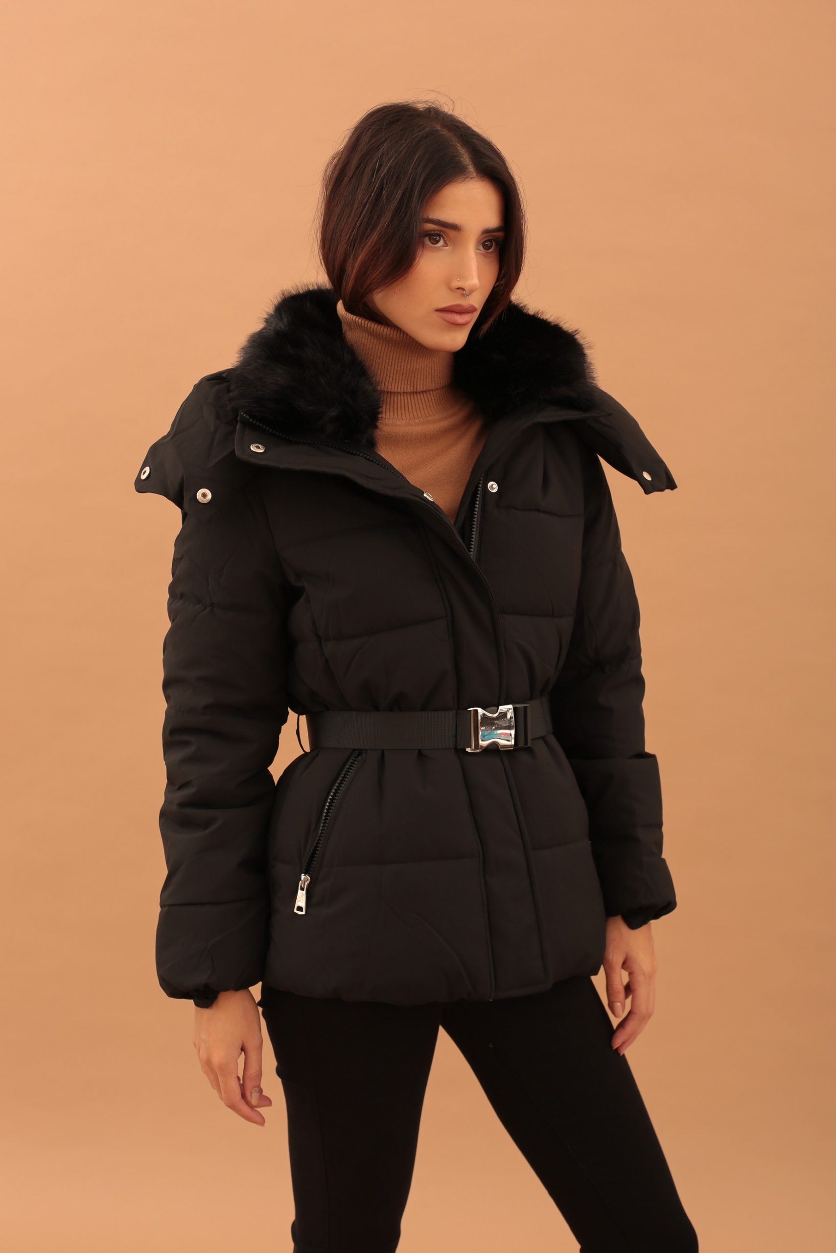 SHORT FAUX FUR PUFF COAT WITH BELT - Conelle