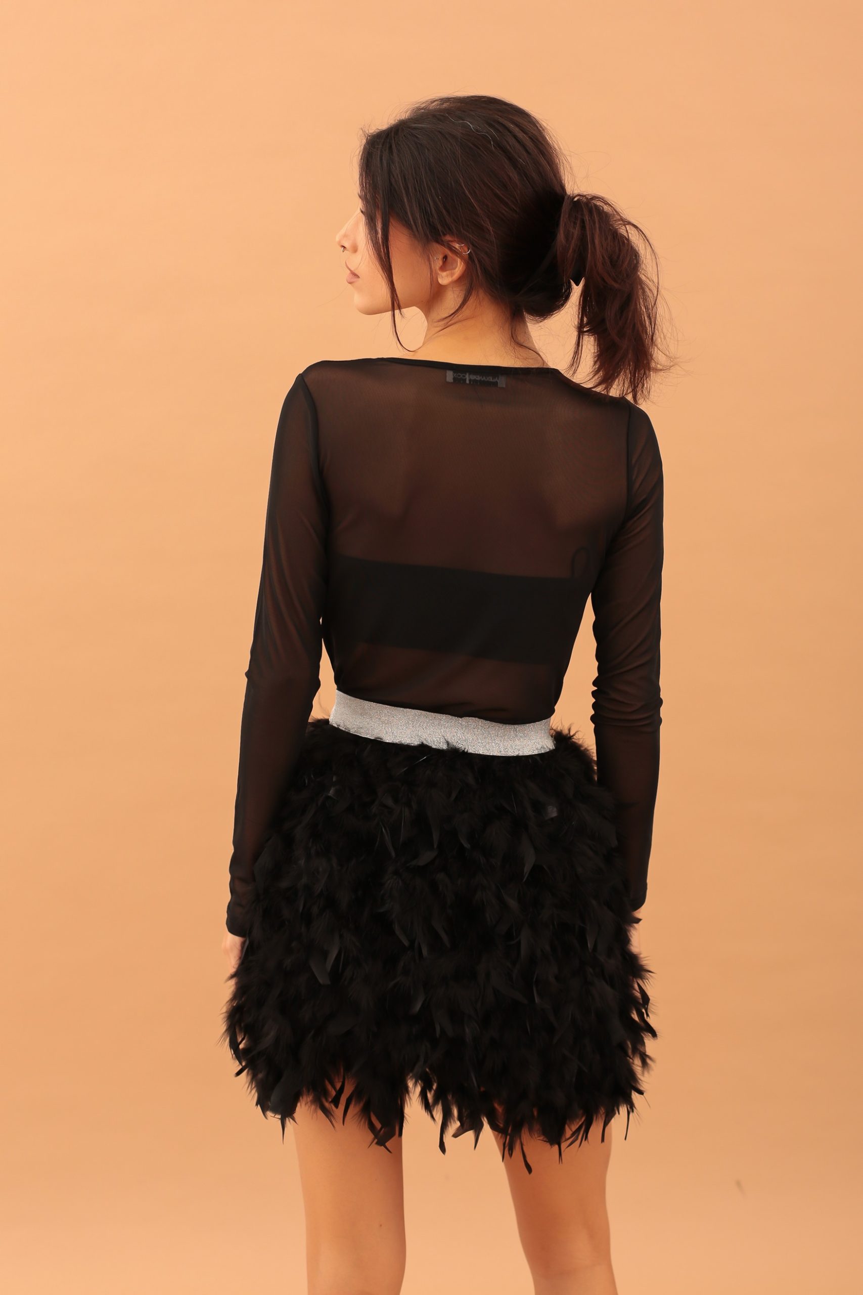 MINI FEATHER SKIRT - Conelle