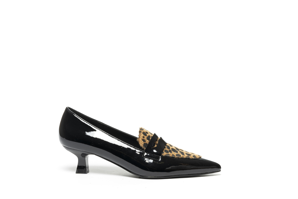 LEOPARD LOW-HEEL POINTER - Conelle