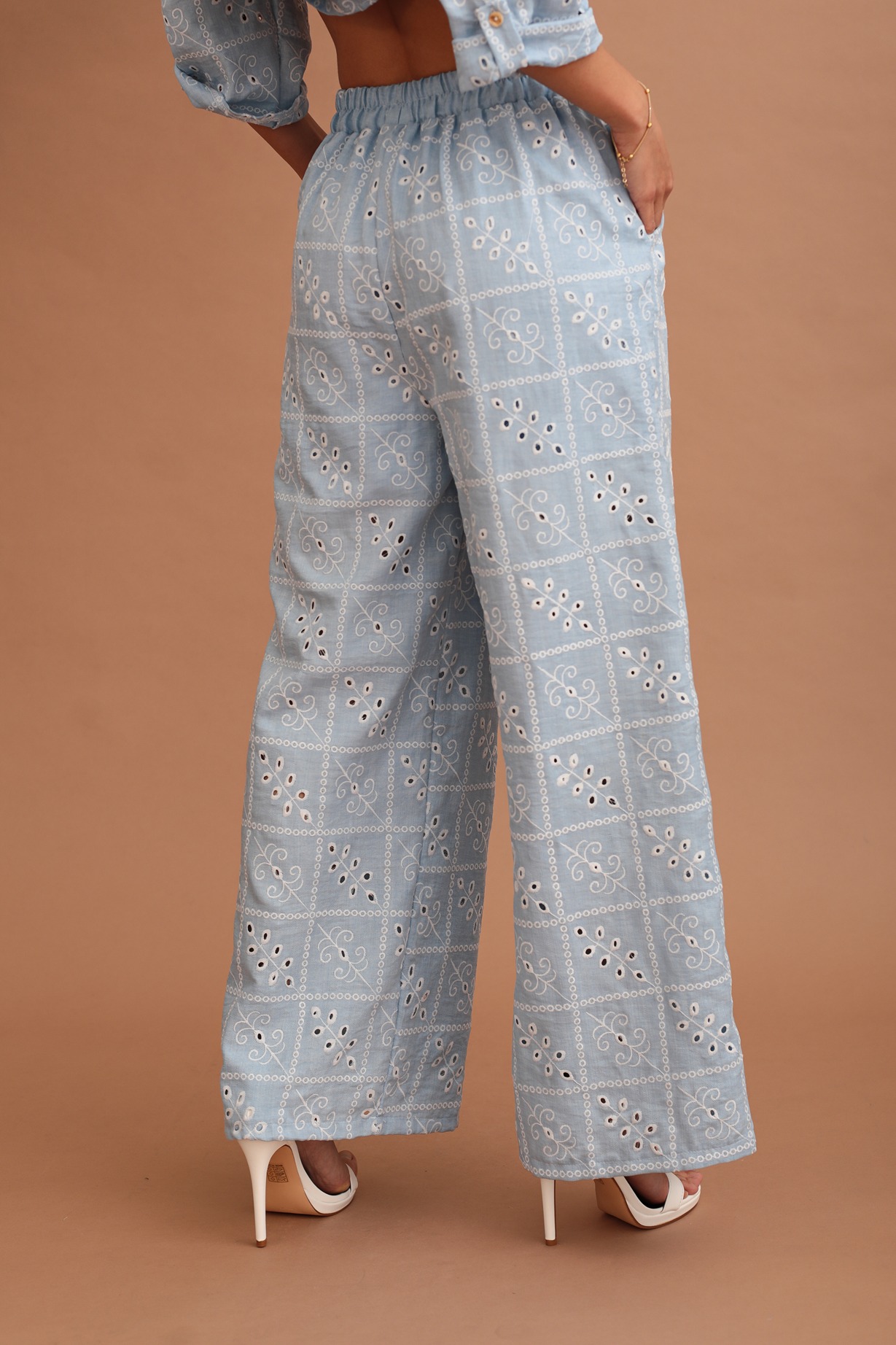 GILLIAN EMBROIDERIE TROUSERS - SKY BLUE - Conelle